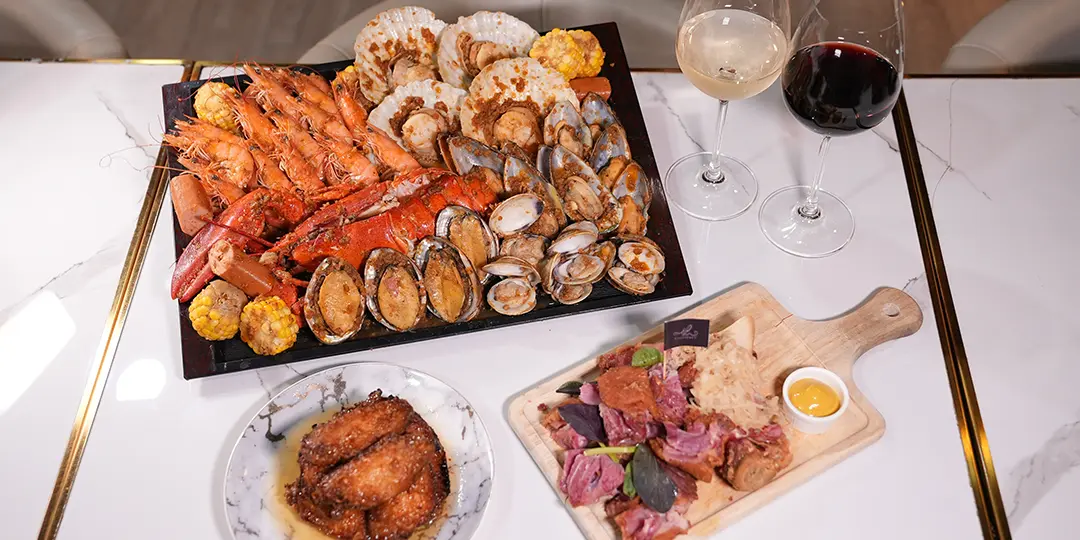 [For 2] Signature shake shake Seafood Boil & Pork Knuckle Set [Service ...